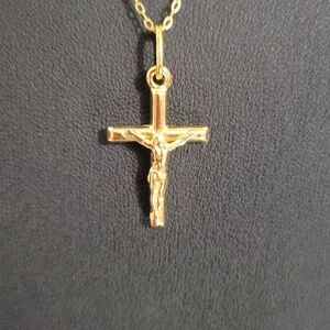 Moricci | Jewelry | 8k Gold Over Sterling Silver Jesus On The Cross ...